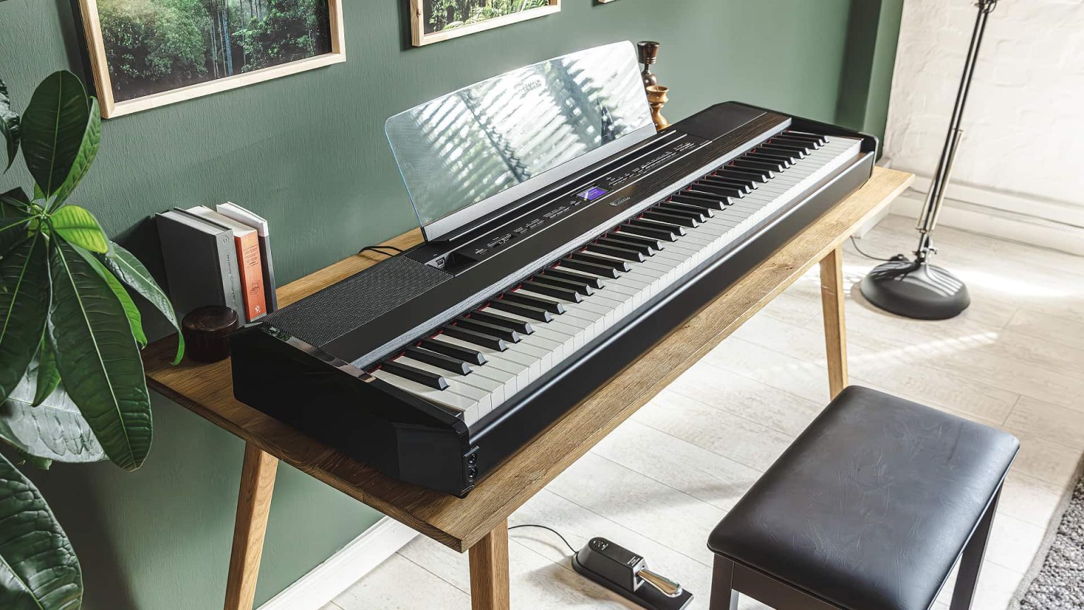 Yamaha P525 Review [After Intensive Use]